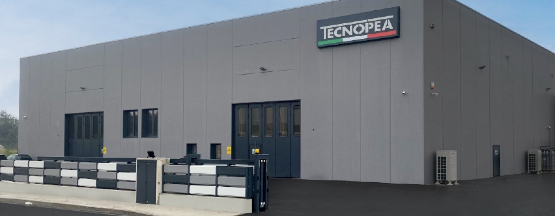 Tecnopea - Lonati Group, boarding - ironing packaging machines ...